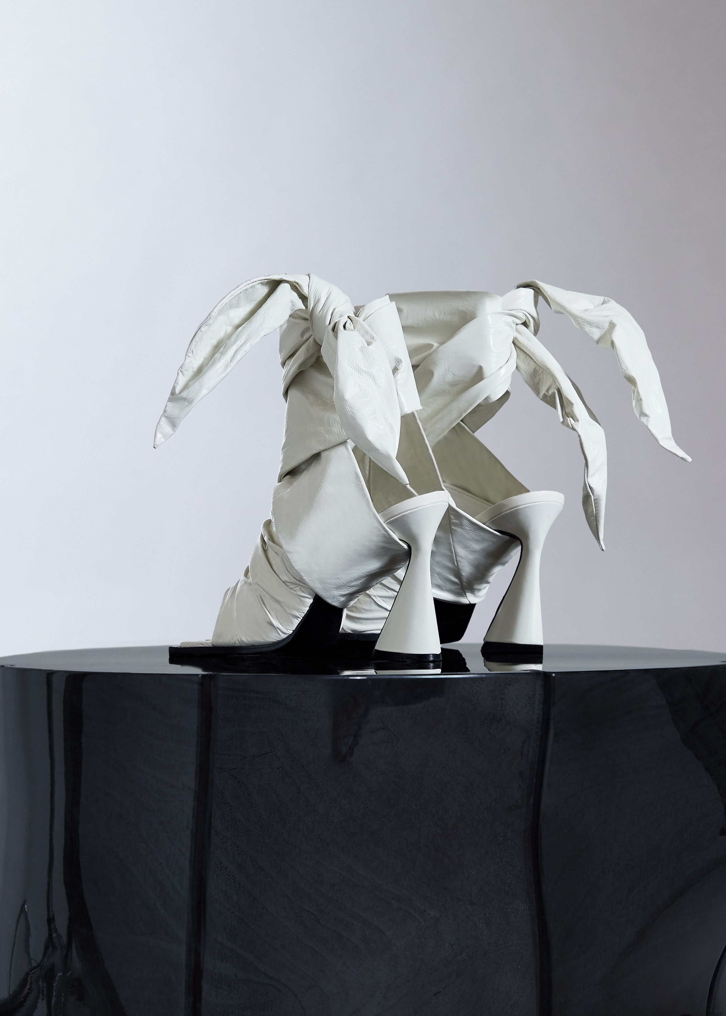 DRAPED SABOT WITH STRAPS | DEL CORE